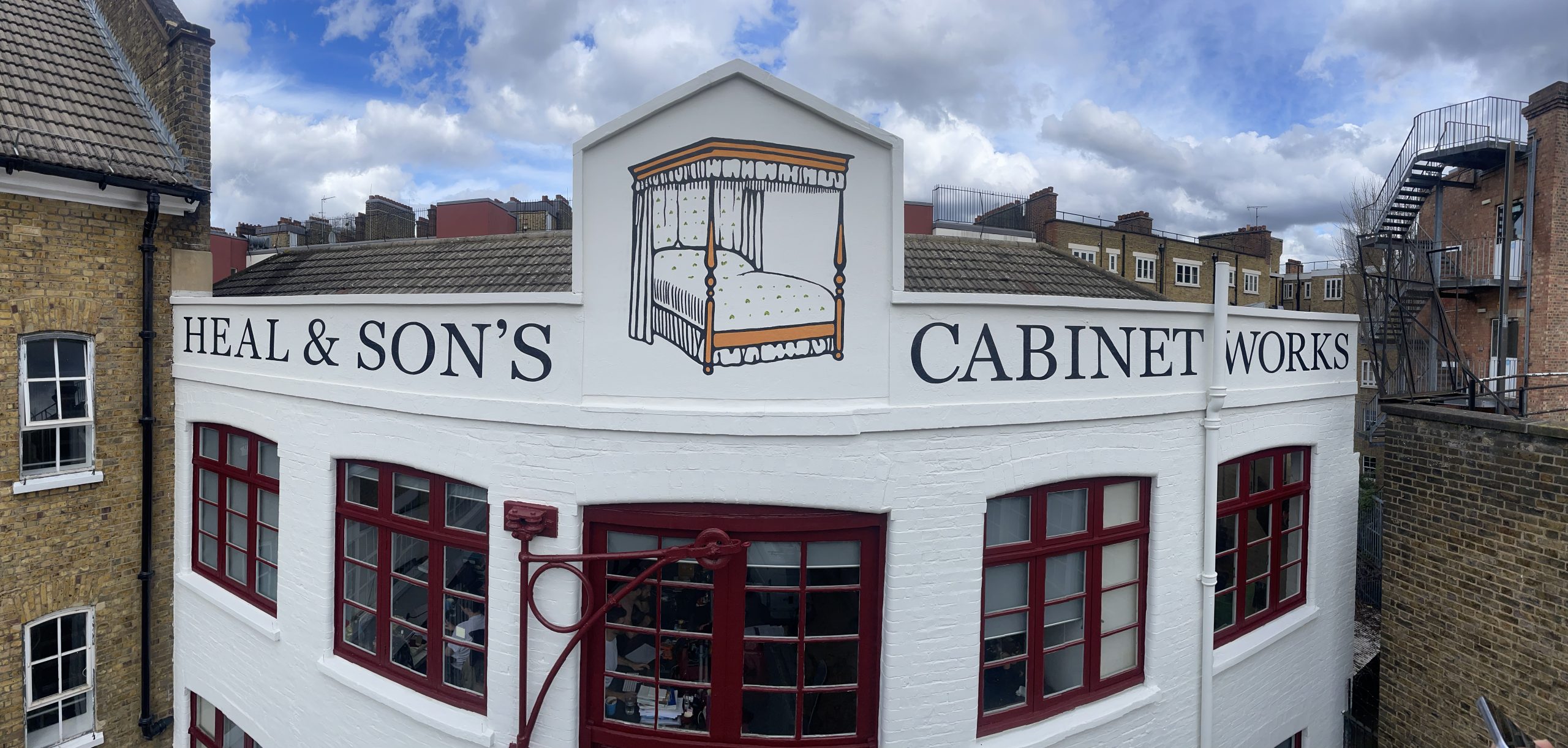 A full mix of very Stylish London Sign Writing. - Sign Writers of London